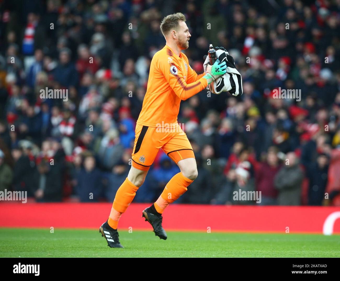 Newcastle United's Rob Elliot during Premier League match between ...