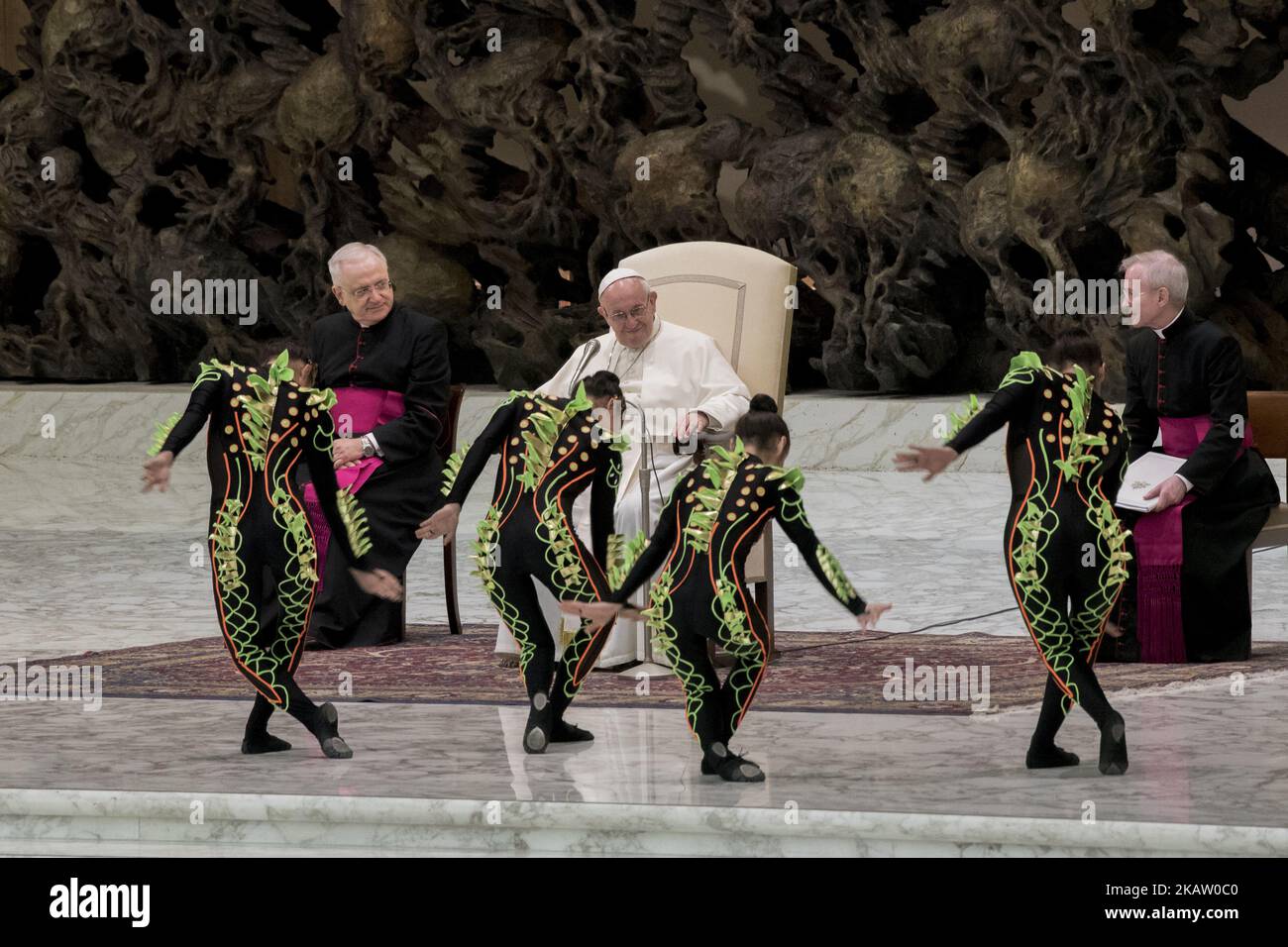 Artists of the Golden Circus perform in front of Pope Francis during ...