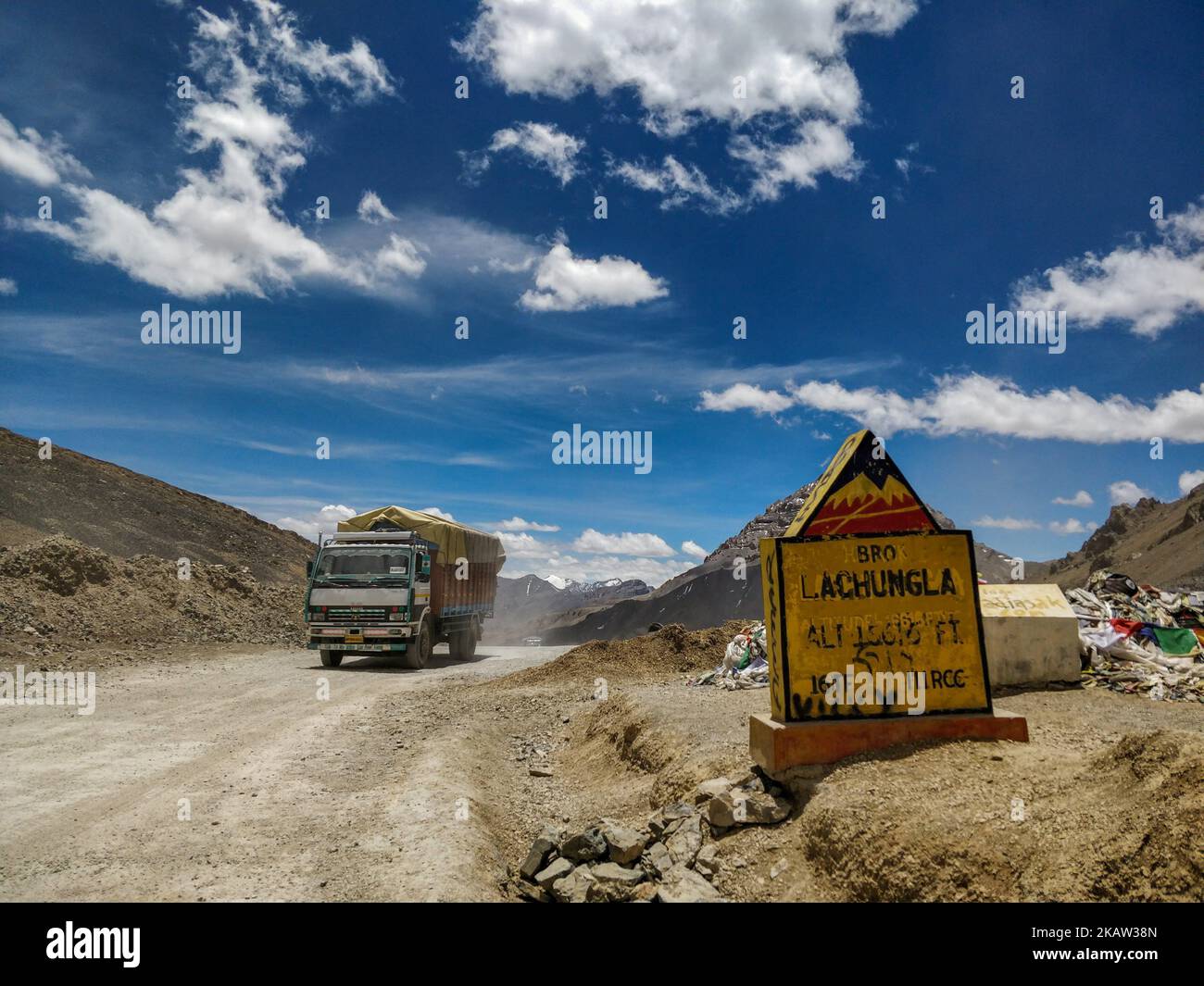 The Ladakh high passes in the mountainous region in India Stock Photo ...