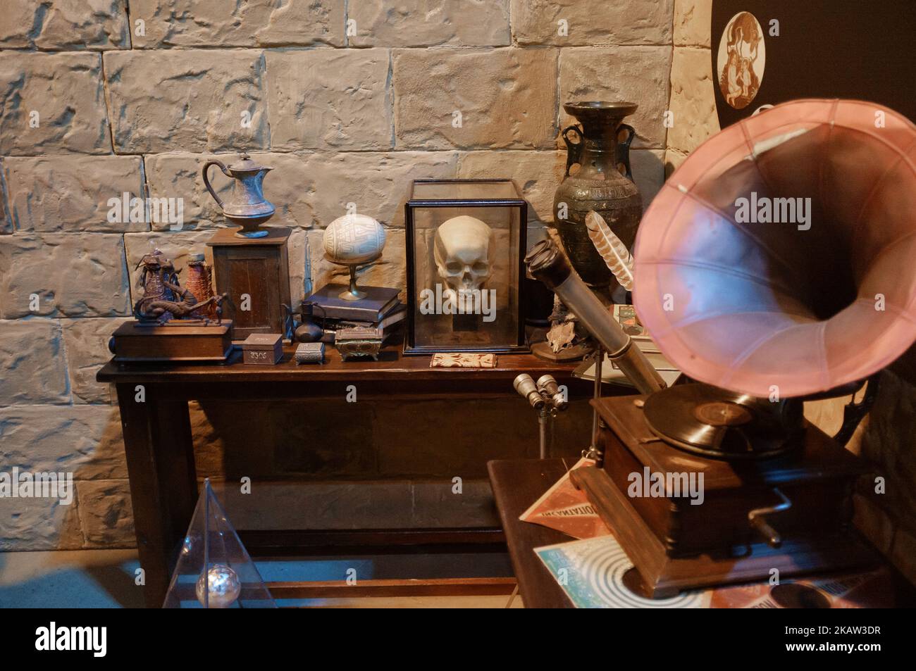 Harry potter decors and props at the Warner Bros' Harry Potter studio ...