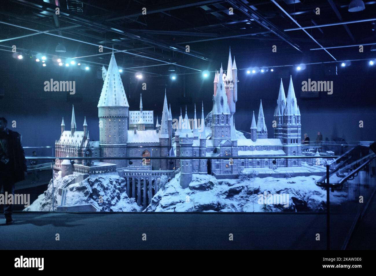 Giant model of Hogwarts magic school at the Warner Bros' Harry Potter ...