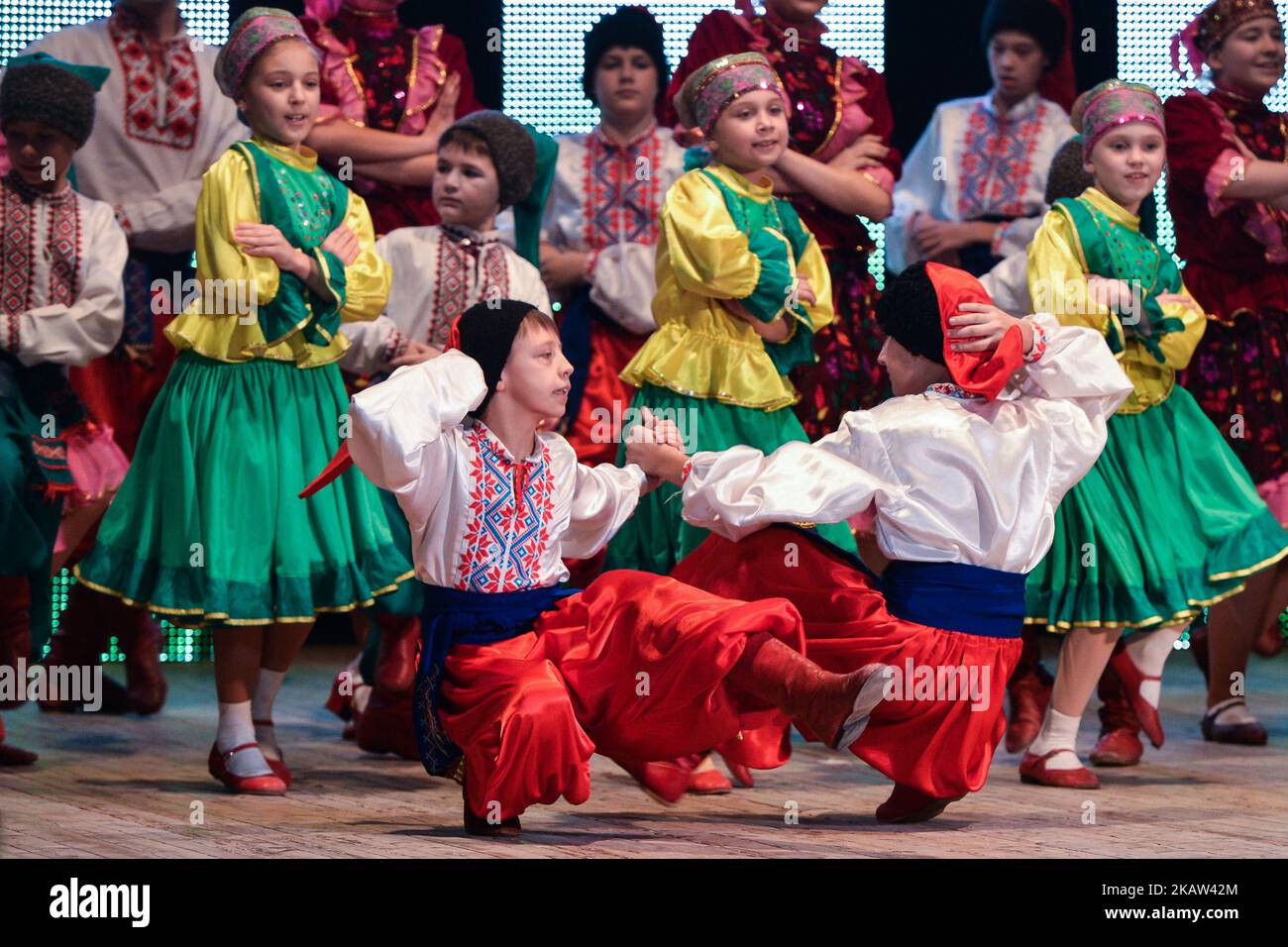 Center kharkiv during christmas holidays hi-res stock photography and ...