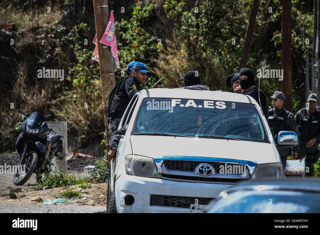 Venezuelan national police officers hi-res stock photography and images ...