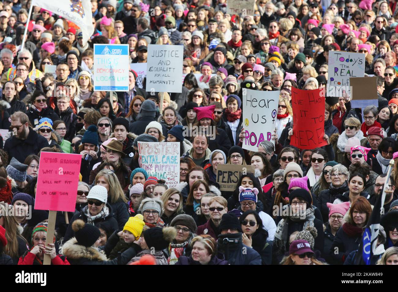 Canada women march equality hi-res stock photography and images - Alamy