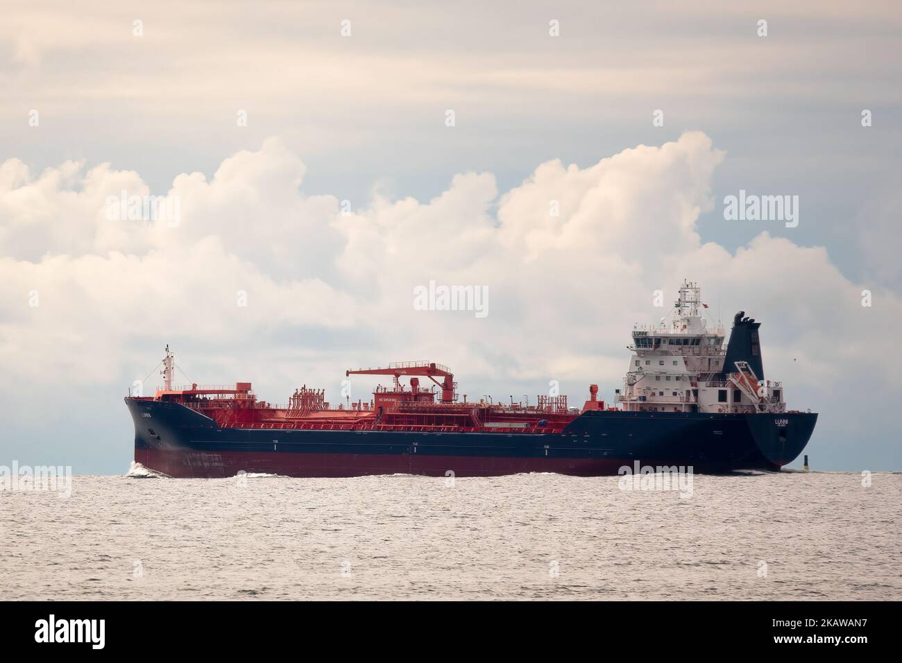 Oil tanker gulf of finland hi-res stock photography and images - Alamy