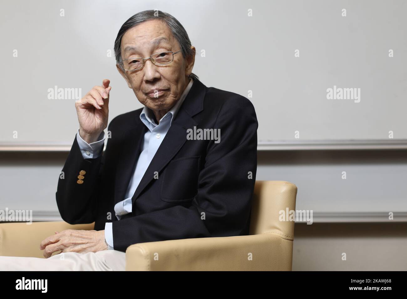 Former TVB veteran journalist Raymond Wong at a roundtable discussion ...