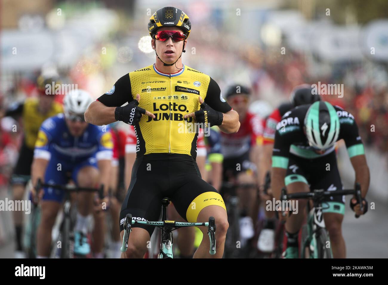 Dylan Groenewegen of Team Lotto NL-Jumbo wins against Matteo Pelucchi ...