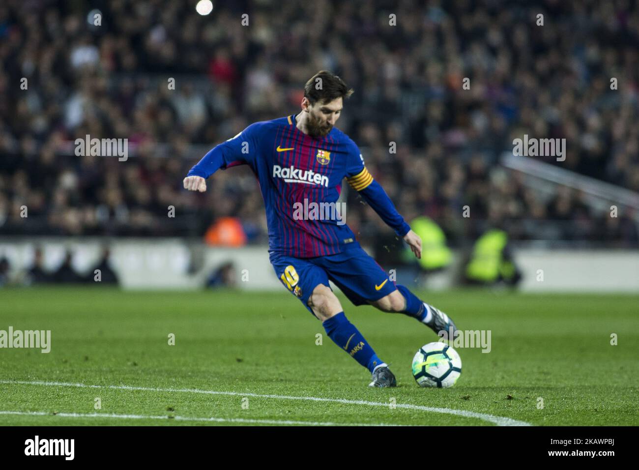 Leo Messi from Argentina of FC Barcelona scoring from a direct shoot ...