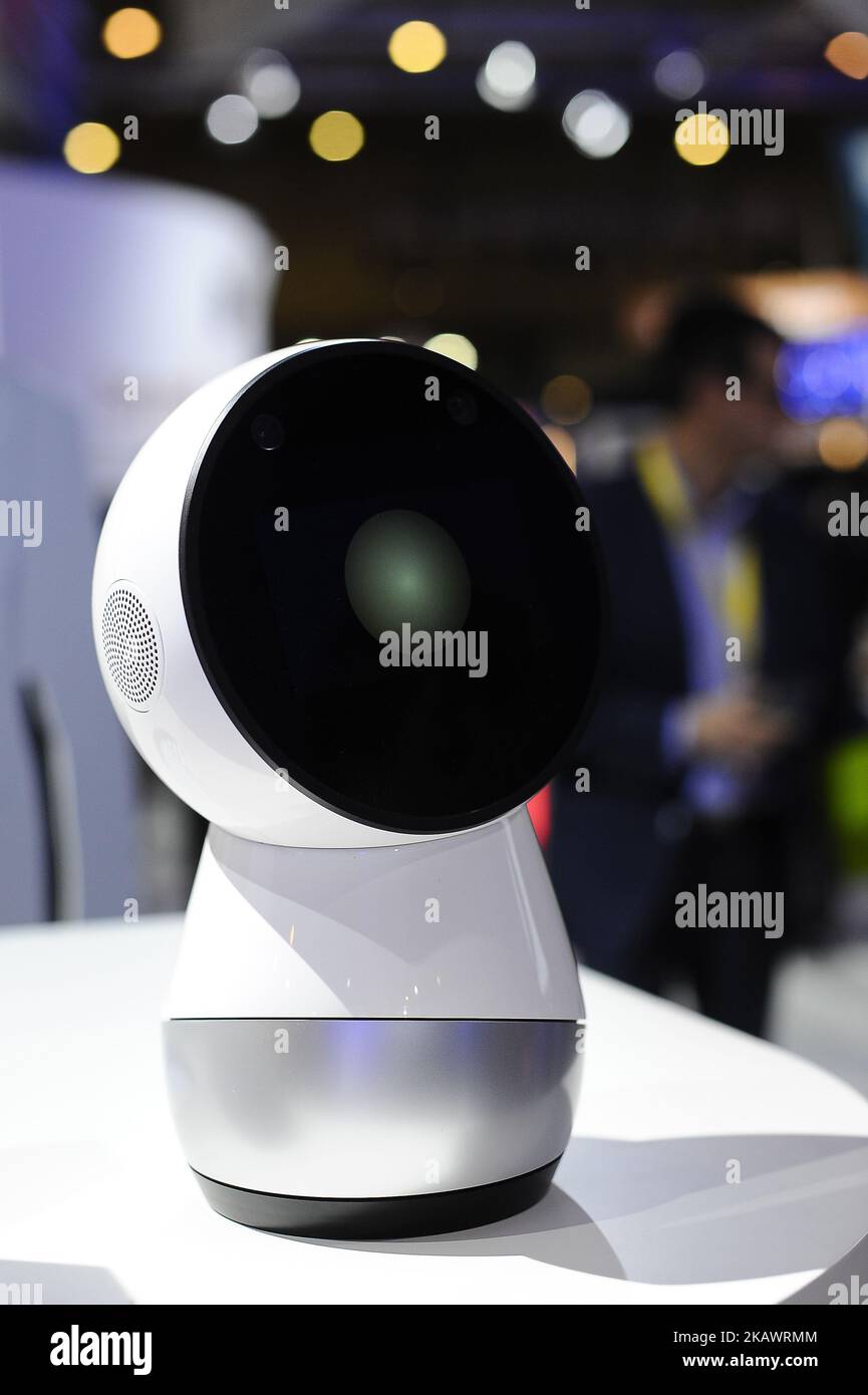Jibo robot hi-res stock photography and images - Alamy