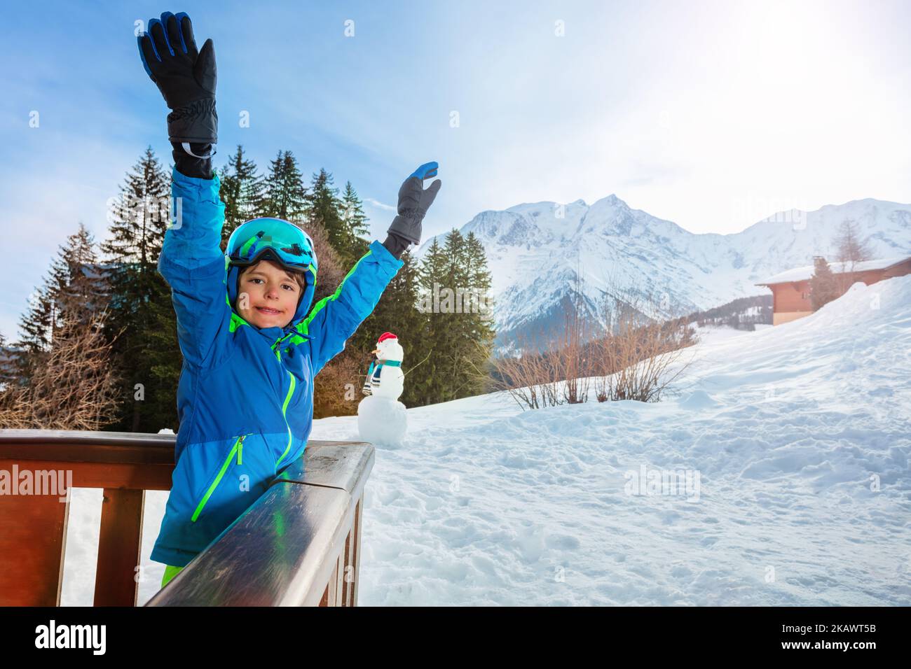 Lifting hands hi-res stock photography and images - Alamy