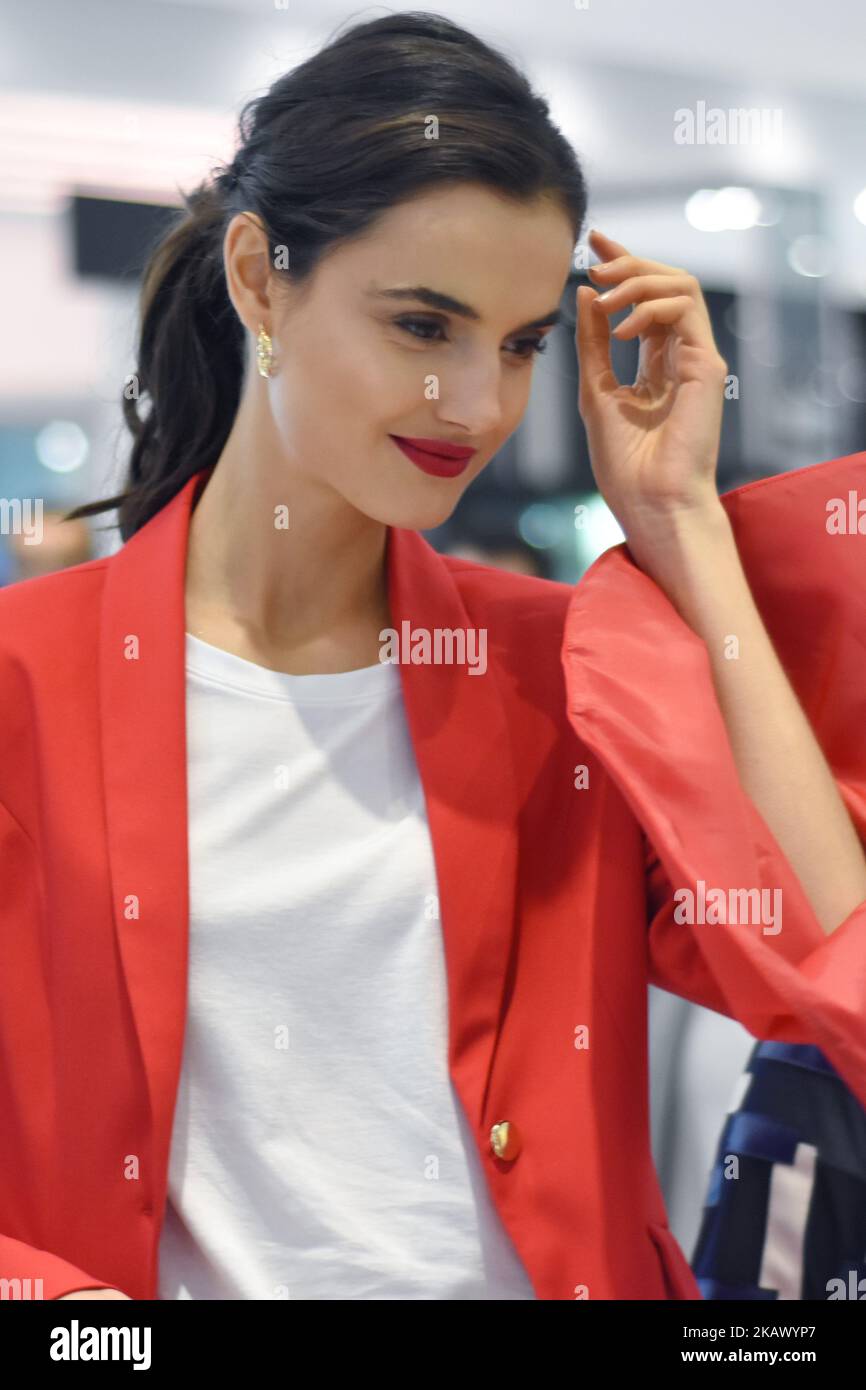 Blanca padilla spanish model hi-res stock photography and images - Alamy