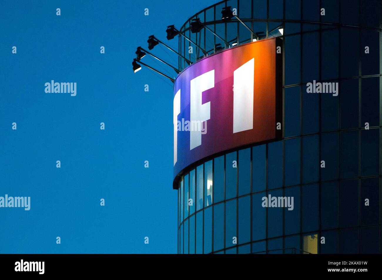 Tf1 films hi-res stock photography and images - Alamy