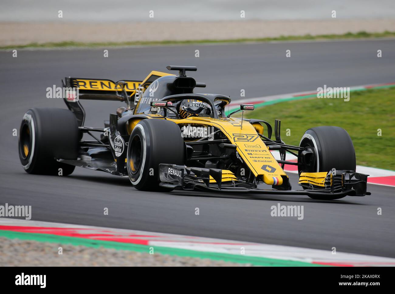 the Renault of Nico Hulkenberg during the Formula 1 tests at the ...