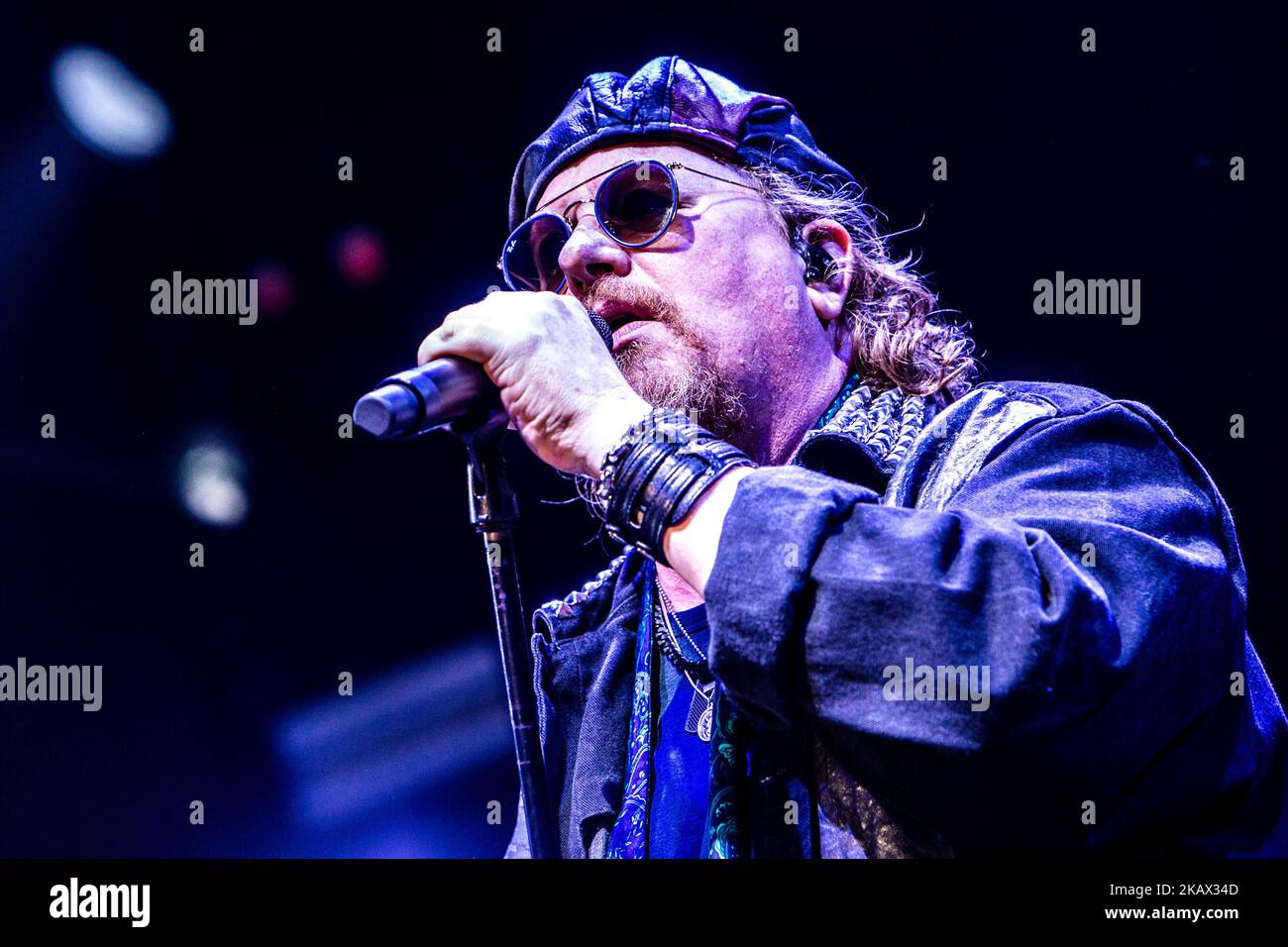Joseph williams toto hi-res stock photography and images - Alamy