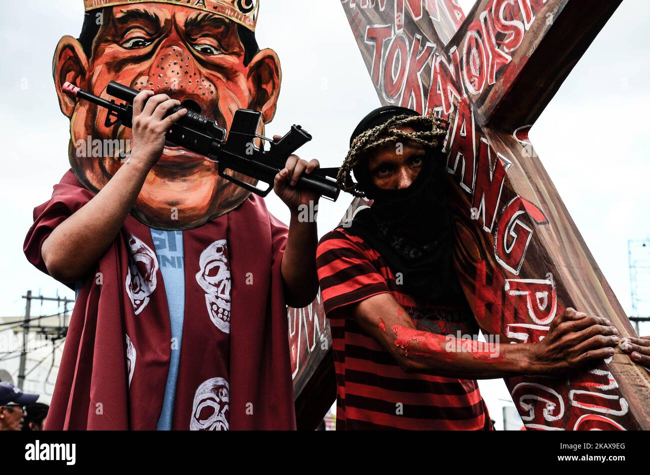 President duterte gun hi-res stock photography and images - Alamy