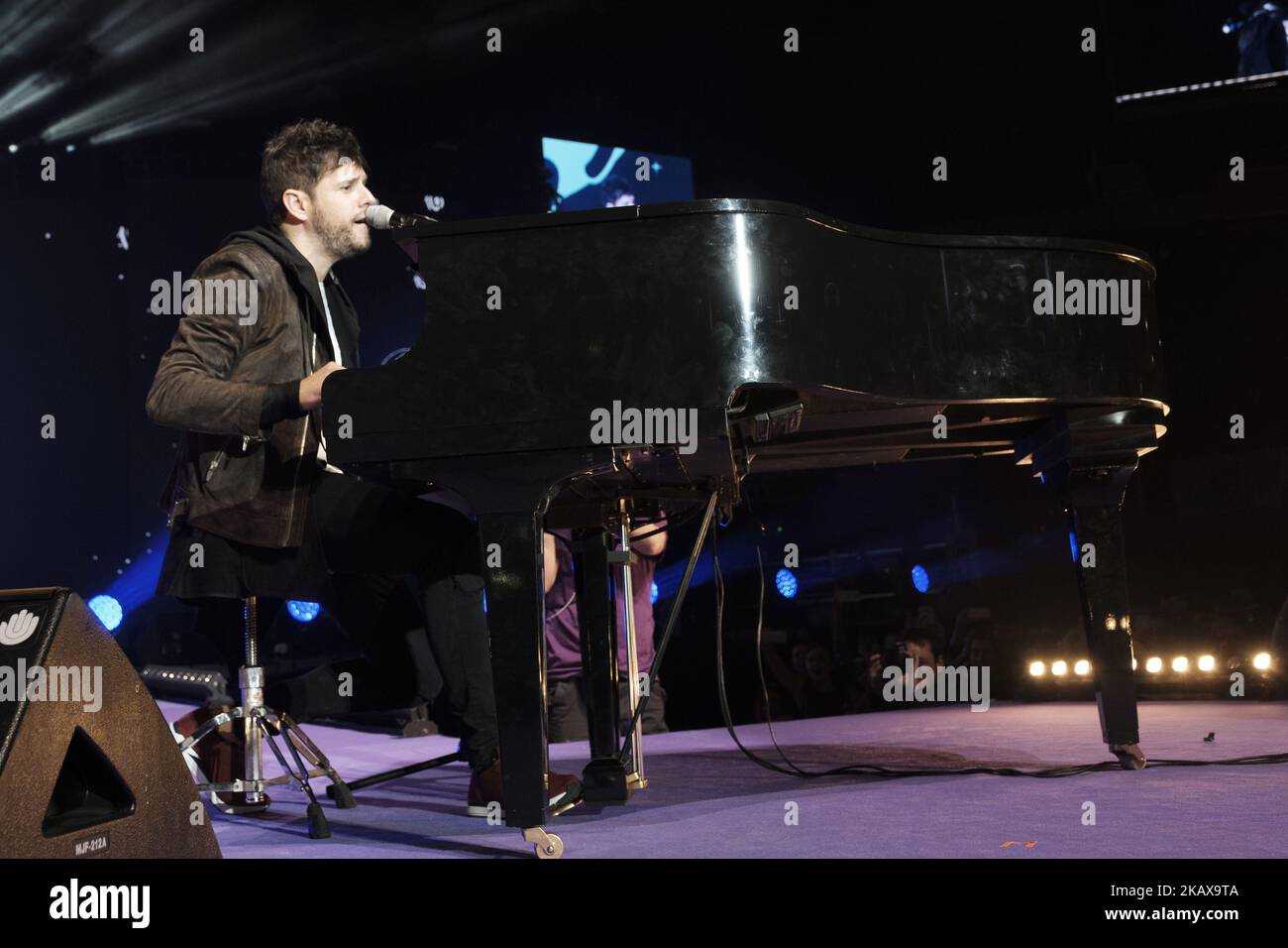 General pablo lopez hi-res stock photography and images - Alamy