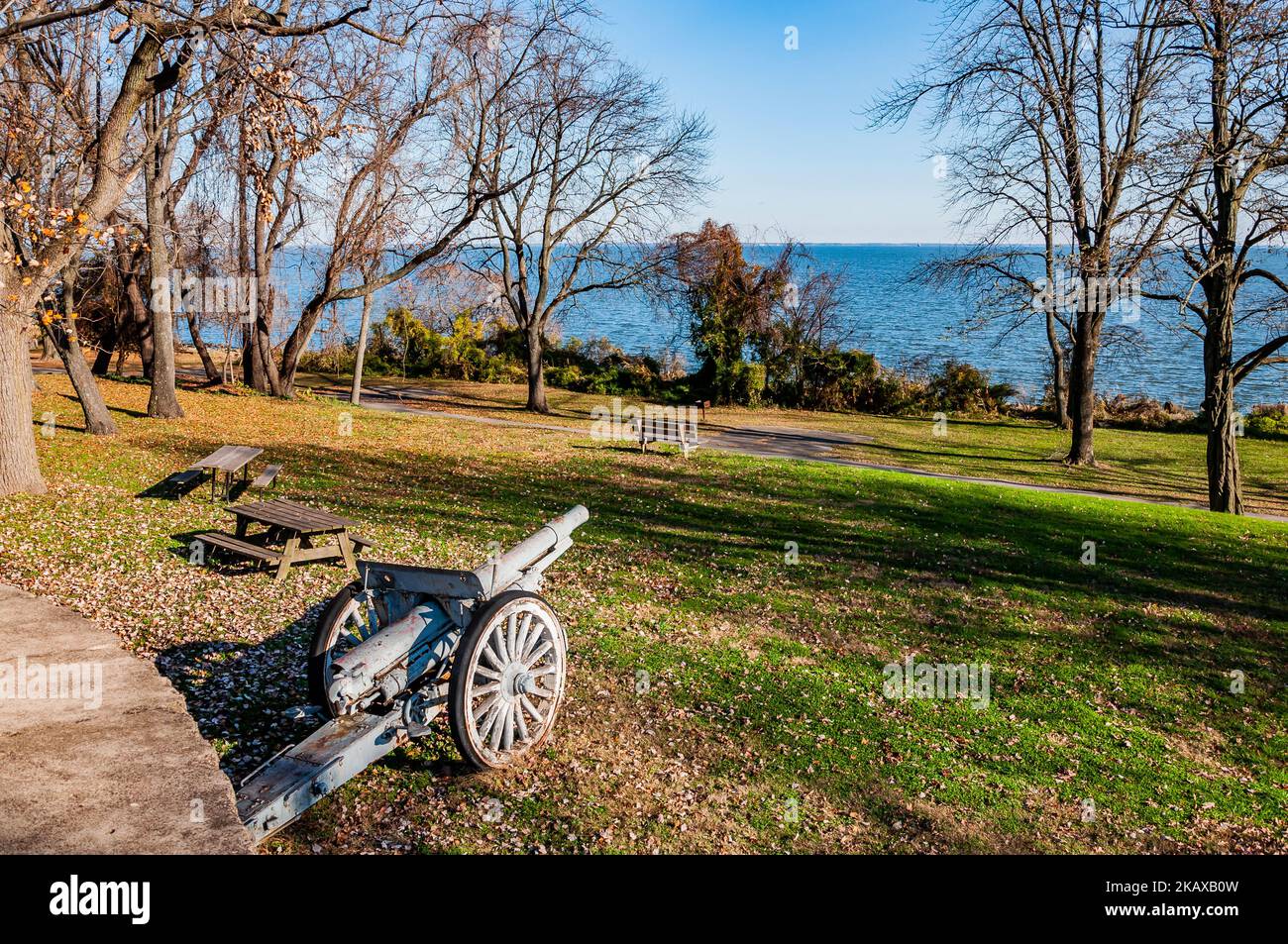 Edgemere road hi-res stock photography and images - Alamy