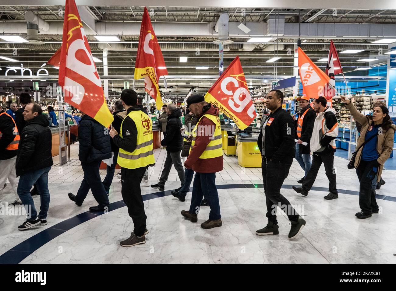 Strike and demonstration of employees at the Carrefour store in ...