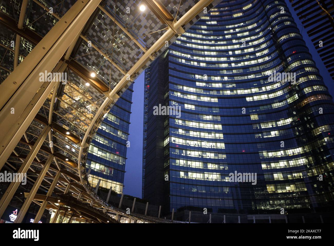 Solar tree milan hi-res stock photography and images - Alamy