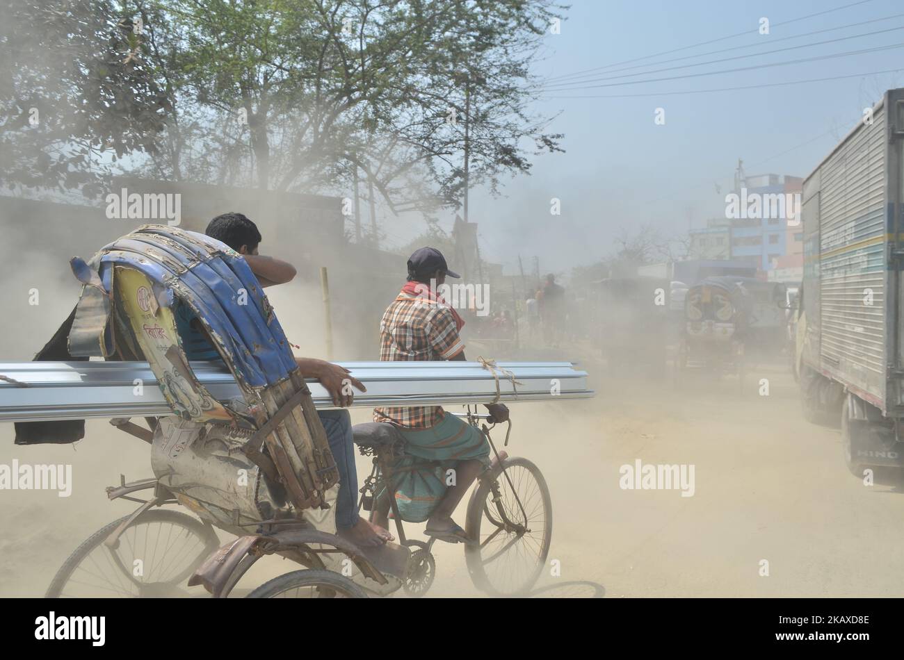 Dust pollution reaches an alarming stage in Dhaka and many deaths as ...
