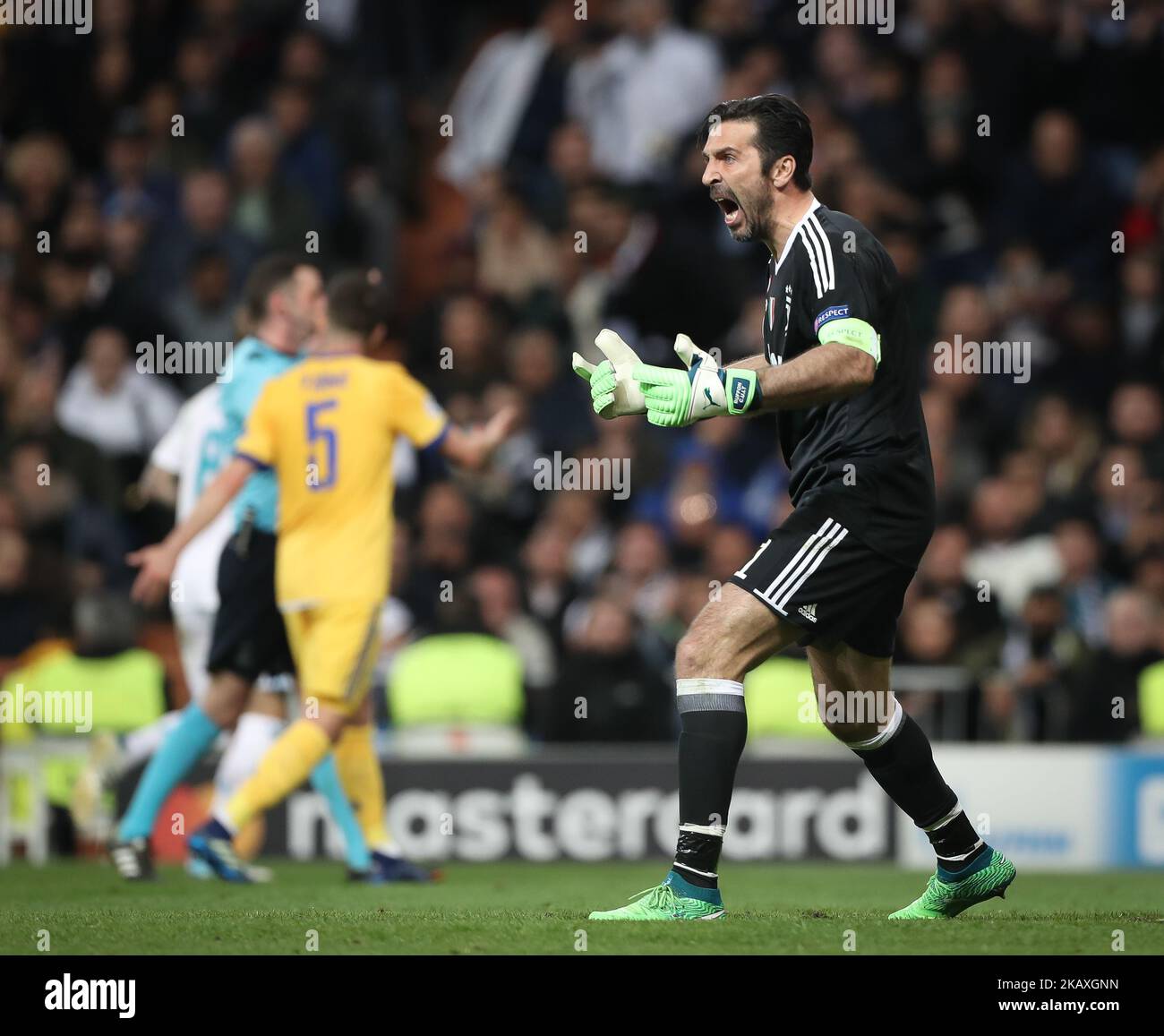 Gianluigi Buffon of Juventus celebrates during the UEFA Champions ...