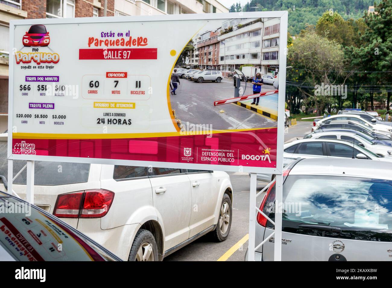 Bogota Colombia,El Chico Carrera 11,parking lot car park prices rates ...