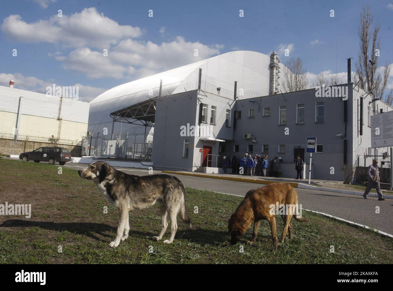 A general view of the new Safe Confinement over the 4th block of the ...