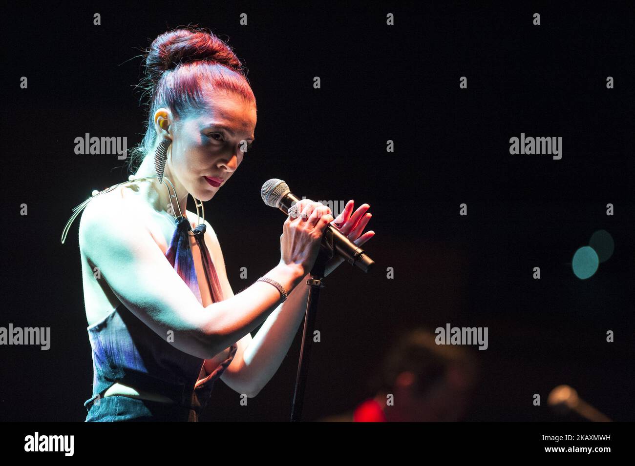 Chrysta bell twin peaks hi-res stock photography and images - Alamy