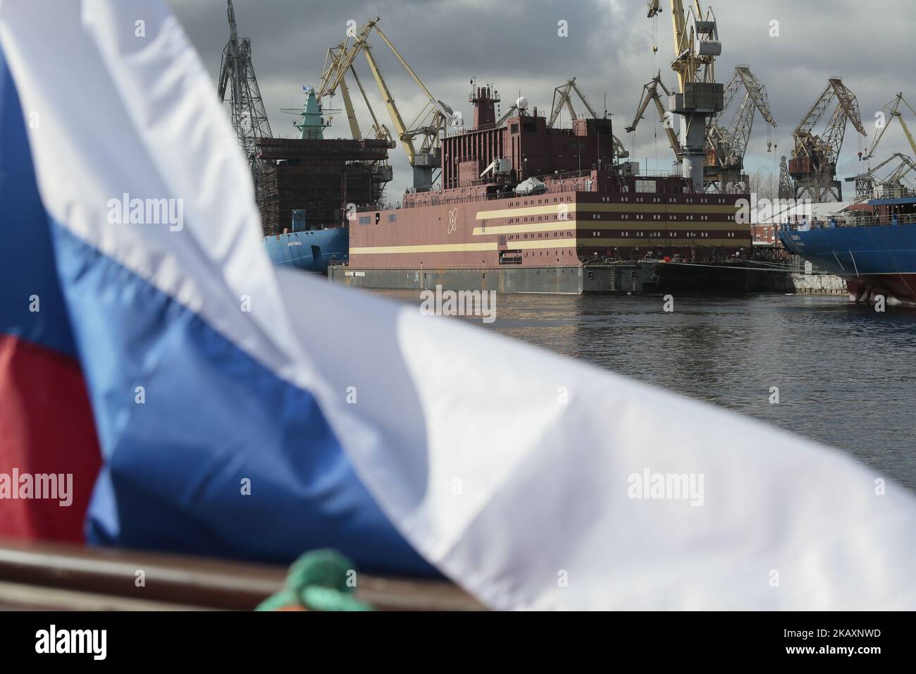 'Academician Lomonosov' - floating nuclear power plant with two nuclear ...