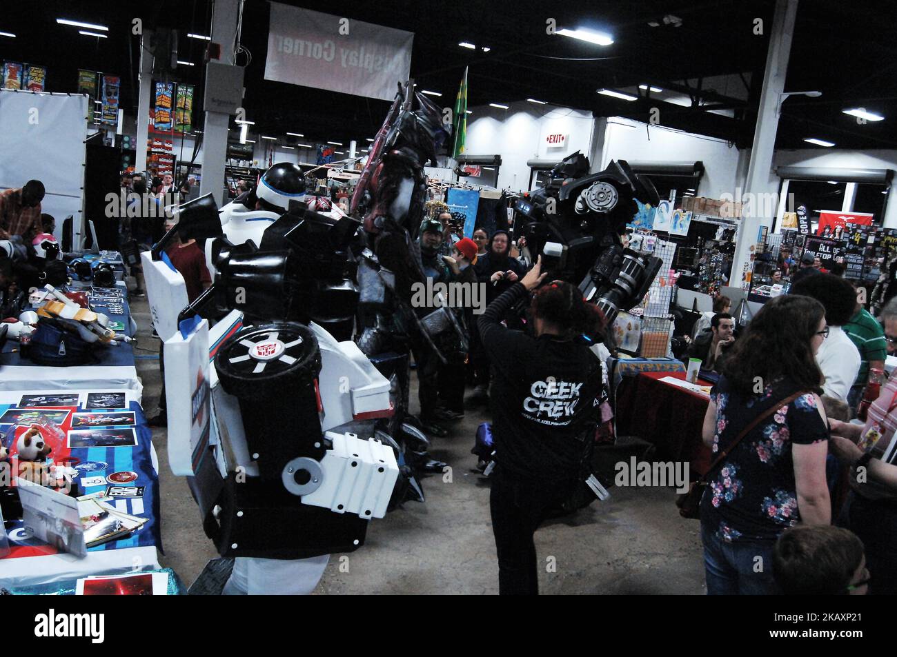 Cosplayers dressed as Transformers were a major presence among Comic ...