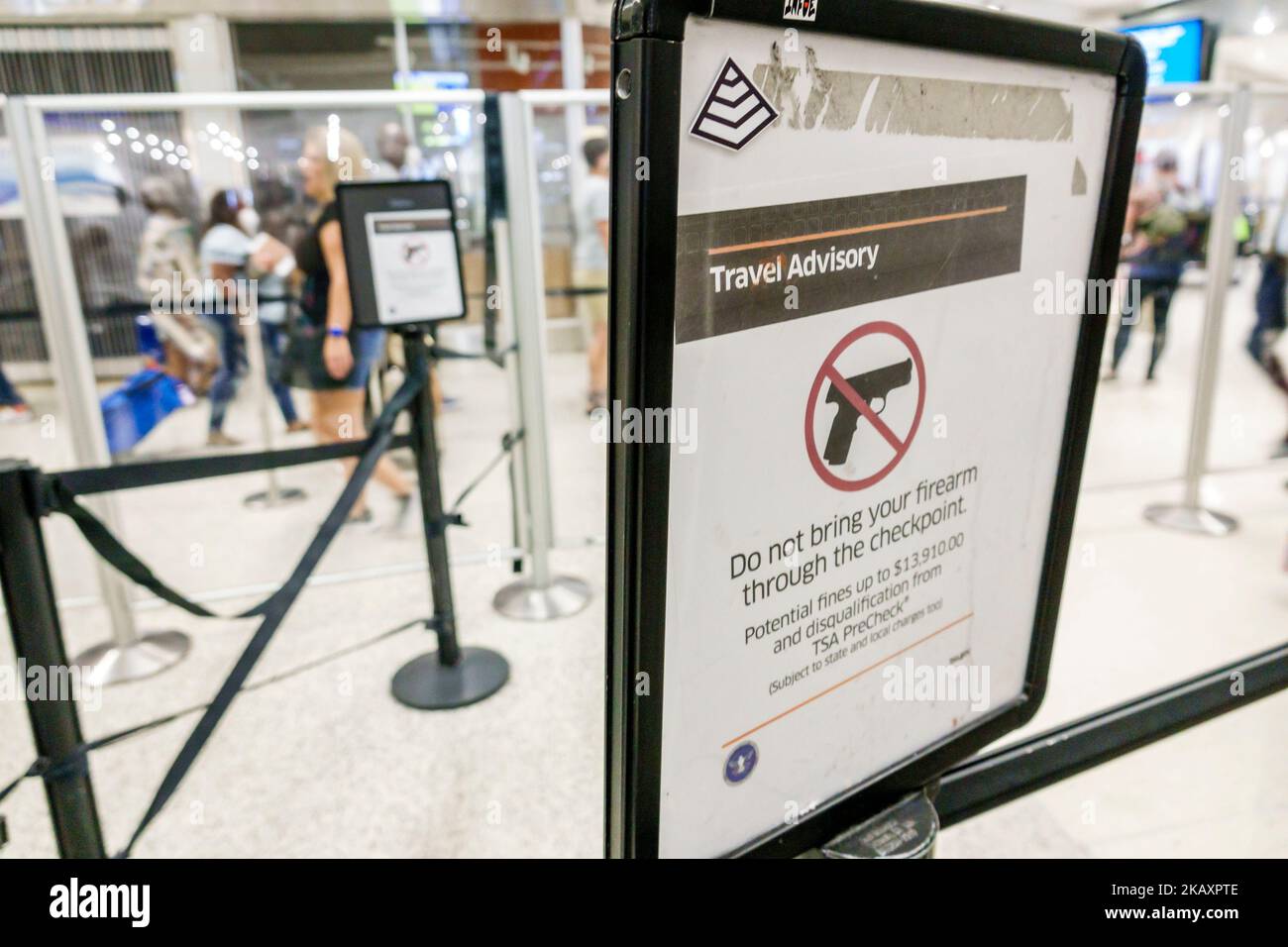 Check in airport firearms hi-res stock photography and images - Alamy