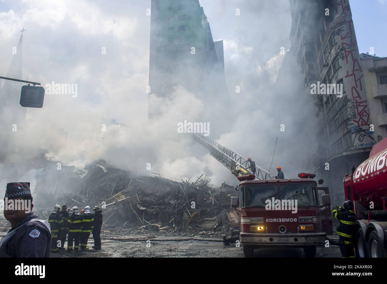 A major fire caused the collapse of a 24-storey building in downtown ...