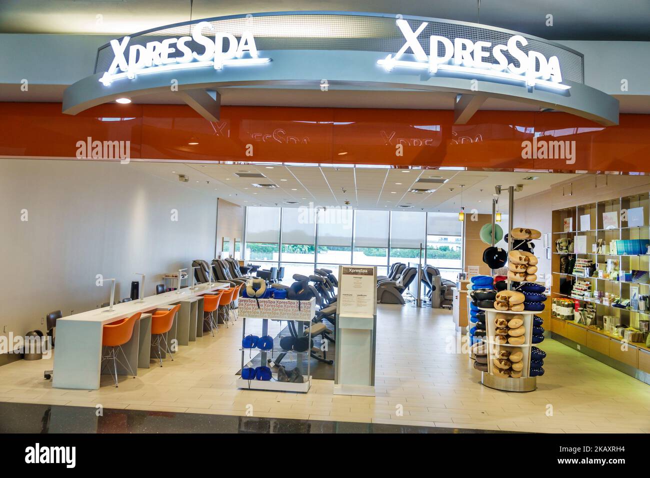 Miami international airport mia terminal concourse gate area hi-res ...