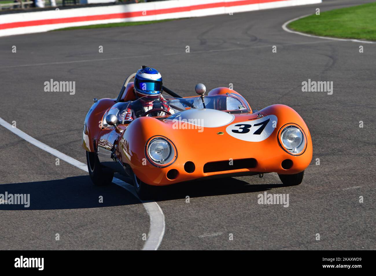 Miles Griffiths, Lotus-Climax 15, Sussex Trophy, 25 minutes of racing ...