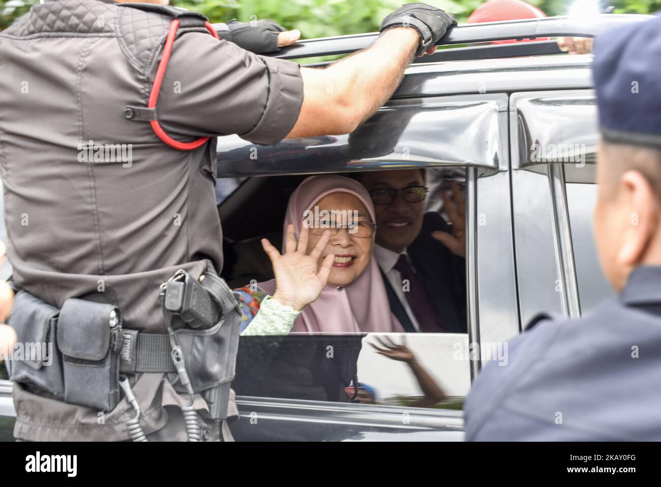 12th Deputy Prime Minister of Malaysia, Wan Azizah Wan Ismail and her ...