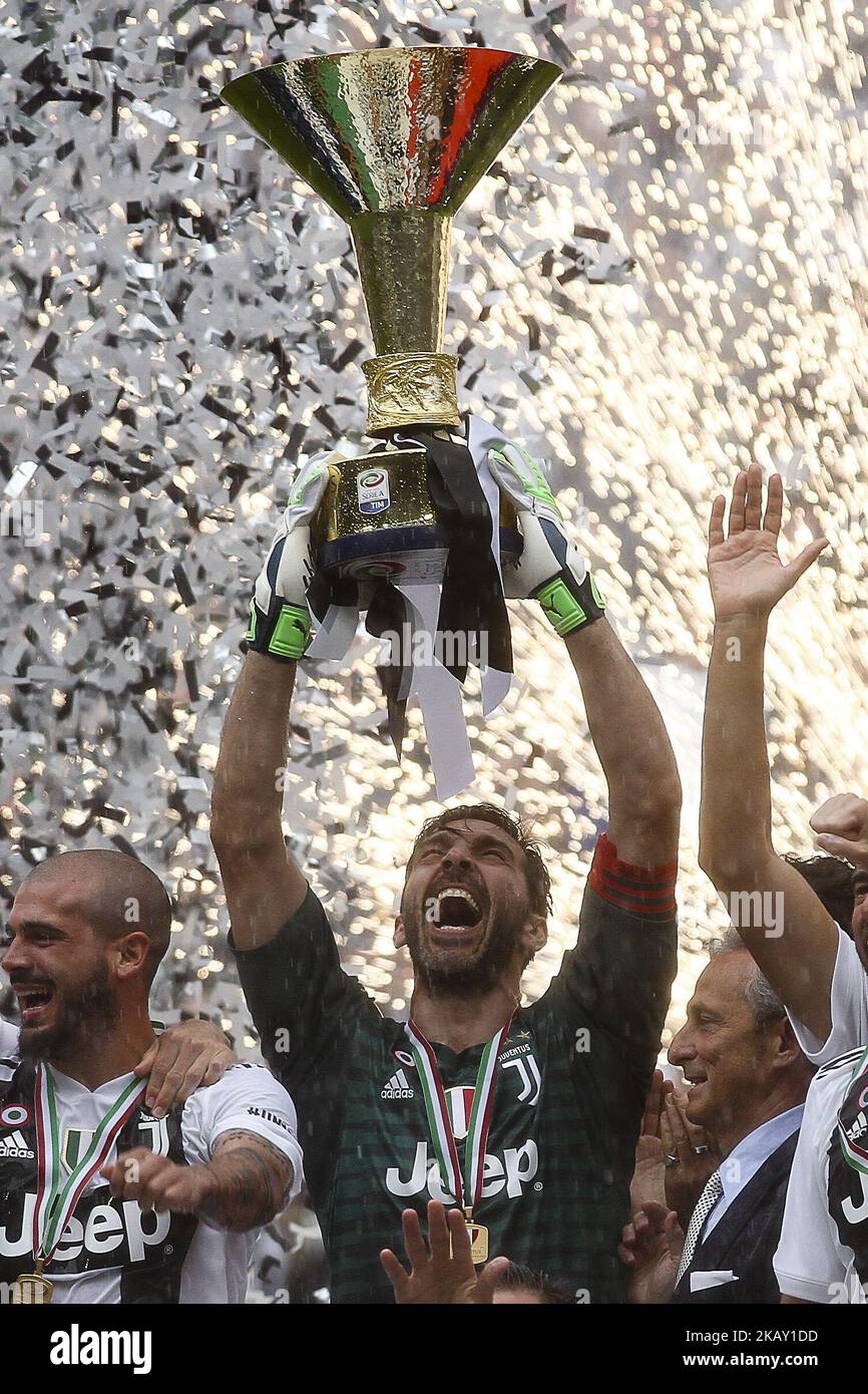Gianluigi buffon trophy hi-res stock photography and images - Alamy