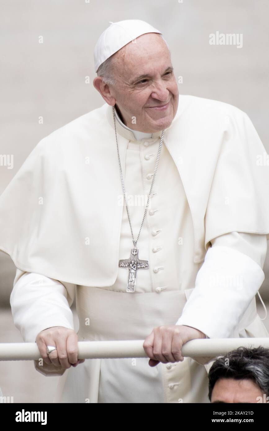Pope Francis arrives for his weekly general audience in St. Peter's ...