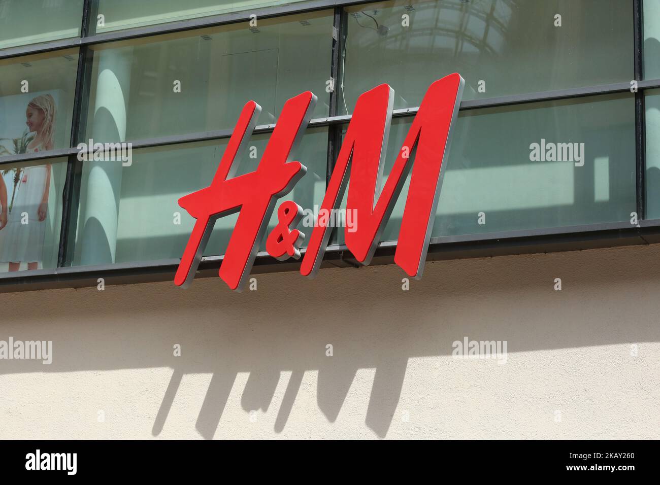 The logo of the Swedish multinational clothing-retail company H&M known ...