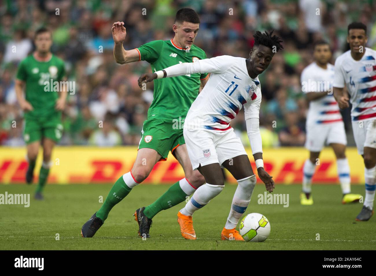 Tim Weah of USA and Declan Rice of Ireland during the International ...