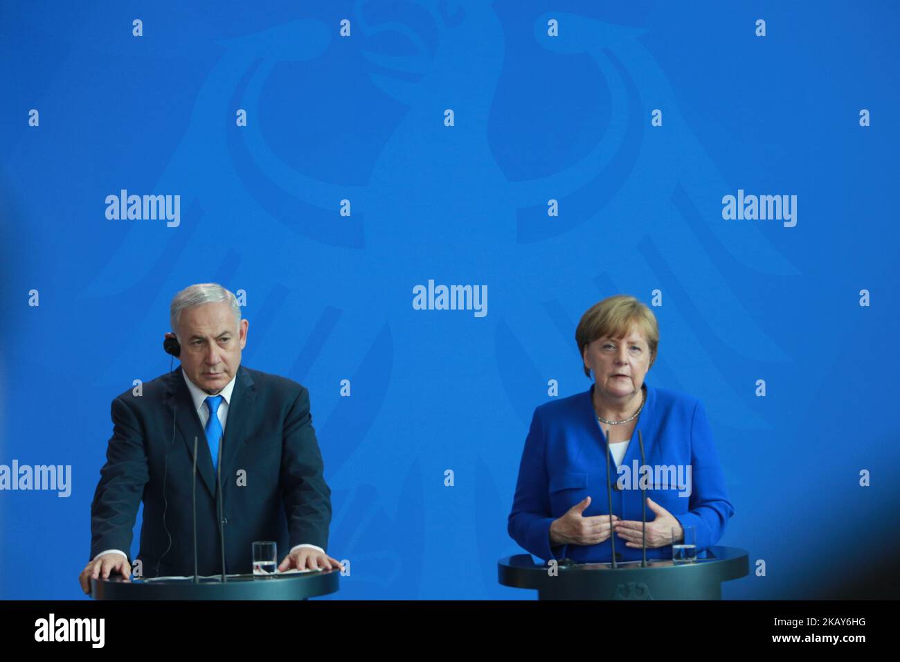 Common meeting hi-res stock photography and images - Alamy