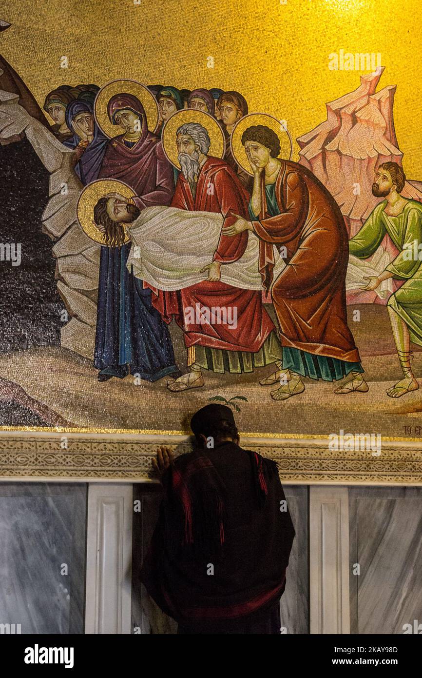 Ethiopian Orthodox pilgrims arrive in the night to participate in ...