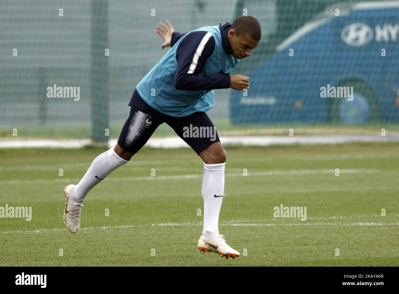Kylian mbappe training hi-res stock photography and images - Alamy