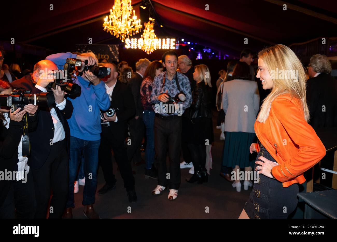 Munich, Germany. 03rd Nov, 2022. Simone Mecki-Ballack arrives for the ...