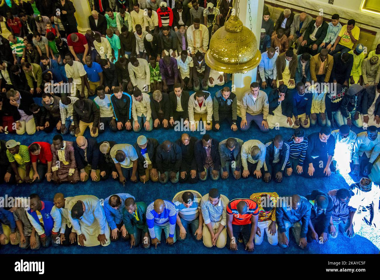 Muslim refugees living in Brazil participate in the special prayer ...