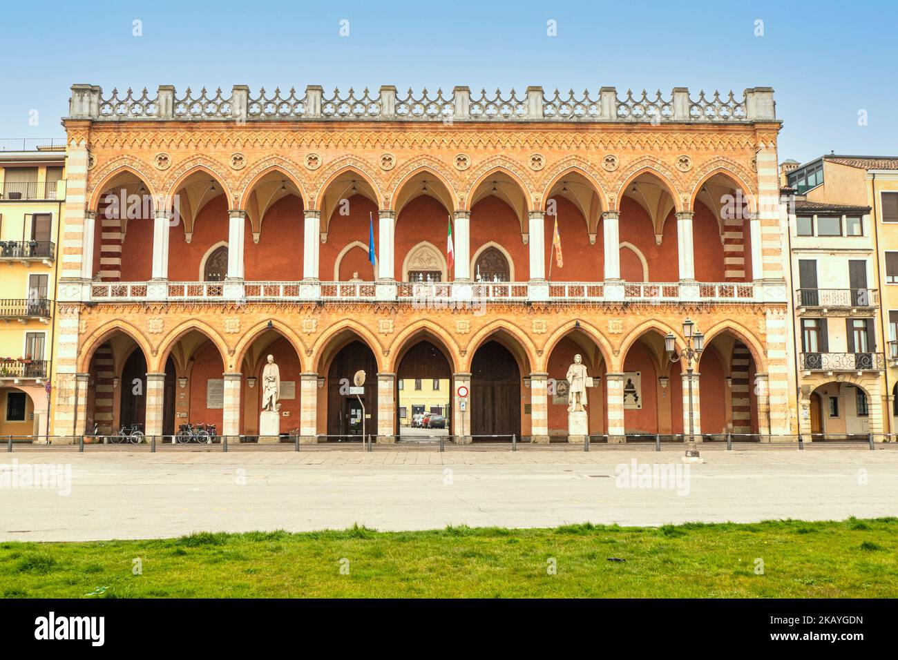 Padova, Italy - 03-05-2022: Beautiful historic buildings in Prato della ...