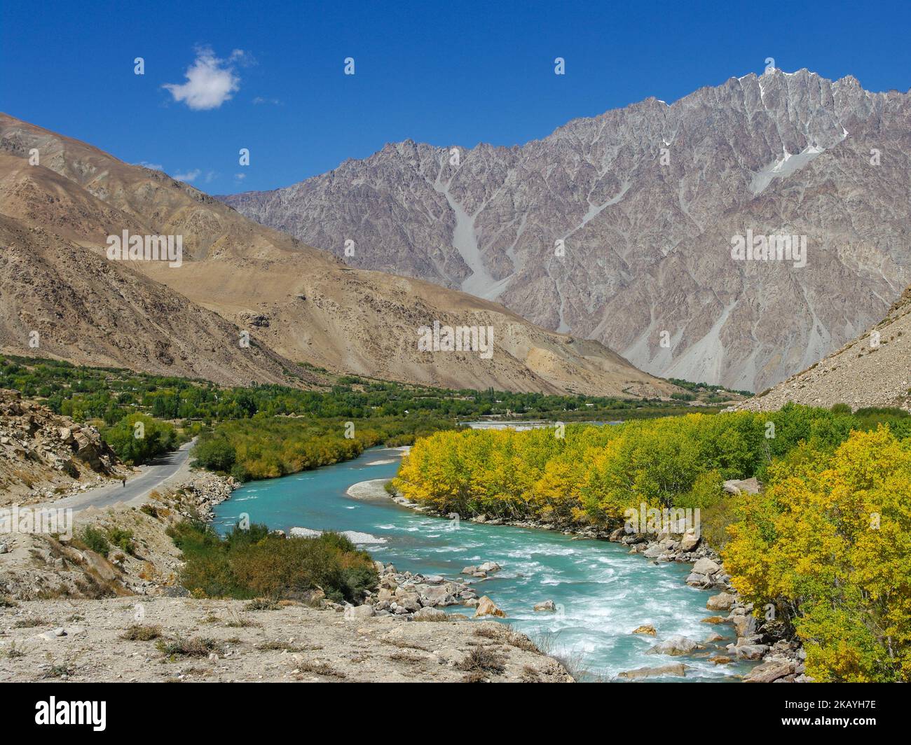 Autumn mountain landscape view of the Gunt river valley with turquoise ...