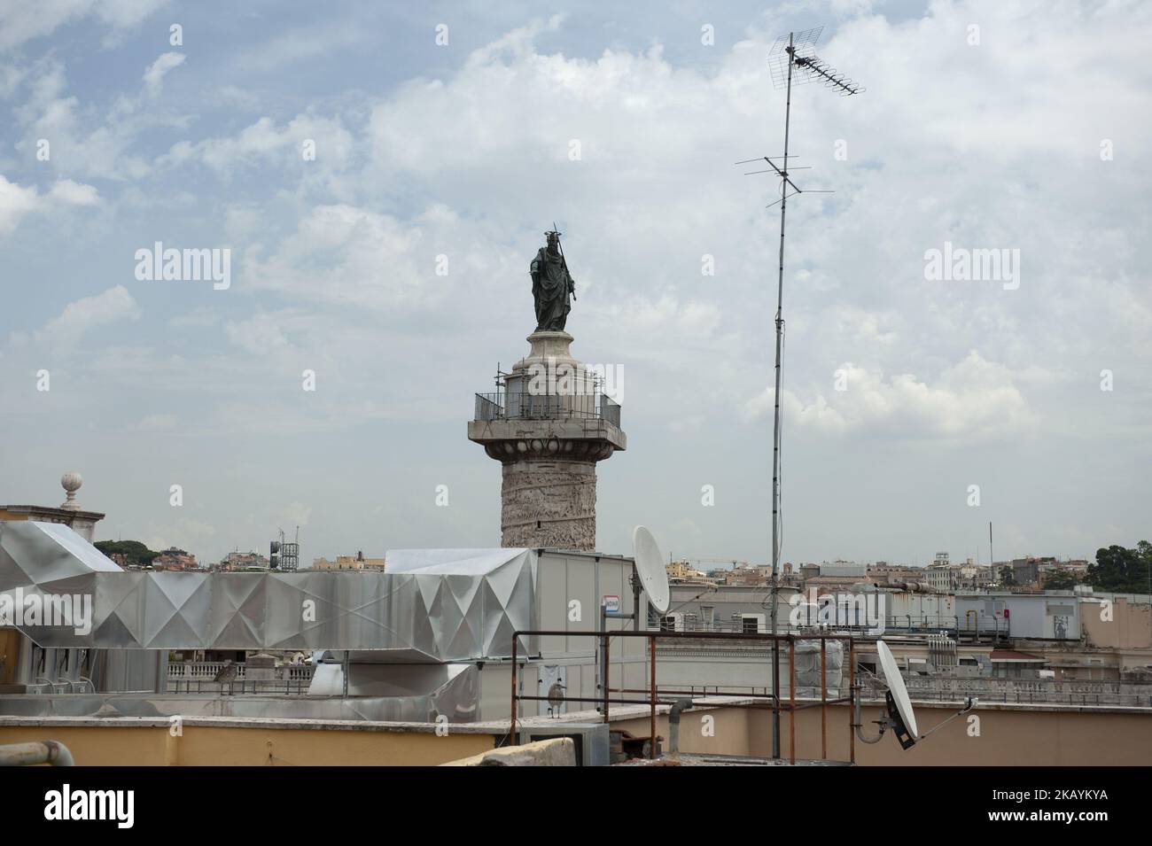 Emperor marcus aurelius stands hi-res stock photography and images - Alamy