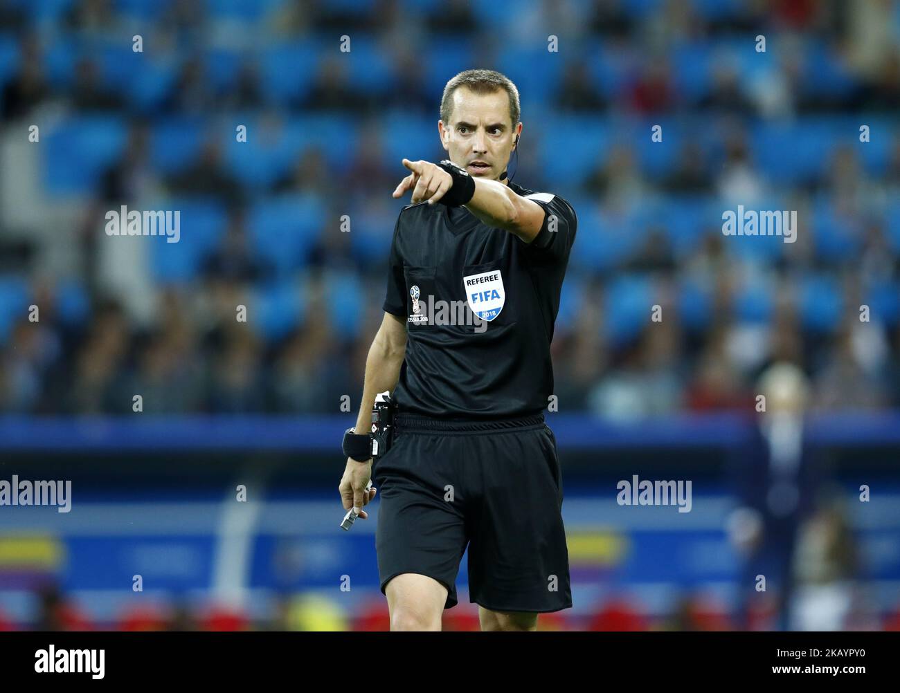 Refereere hi-res stock photography and images - Alamy