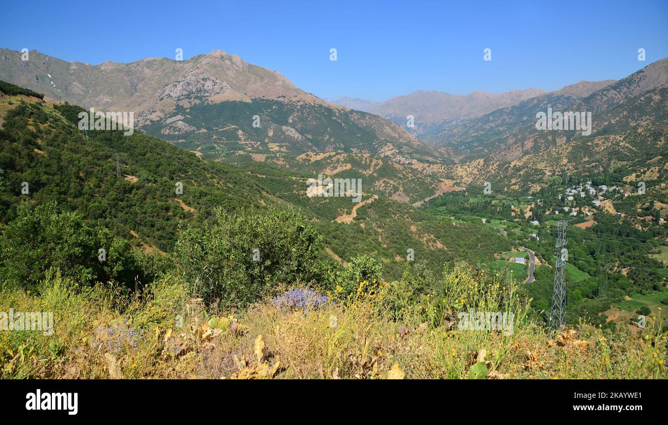 Semdinli hi-res stock photography and images - Alamy