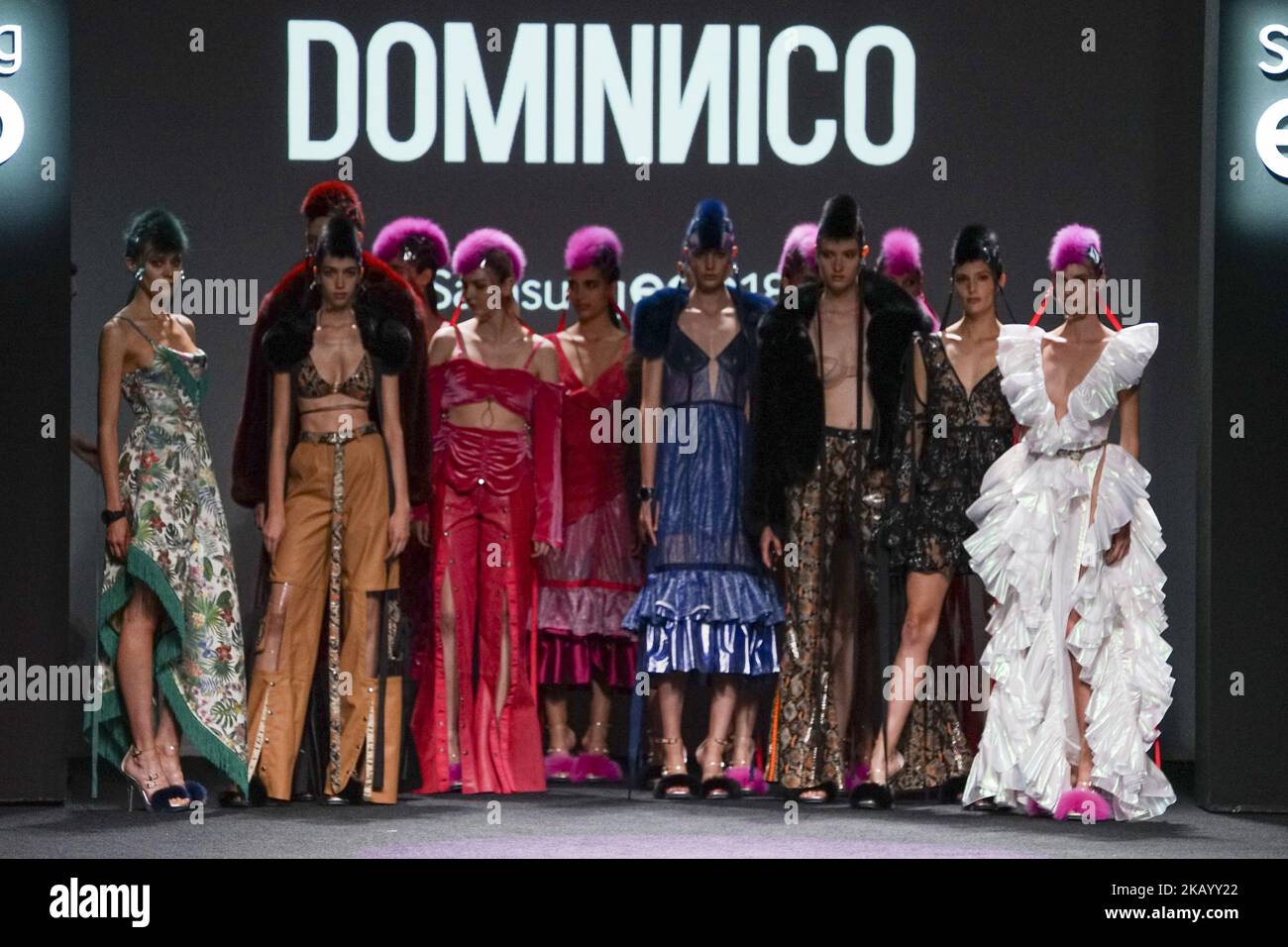 Fashion desi idsok hi-res stock photography and images - Alamy